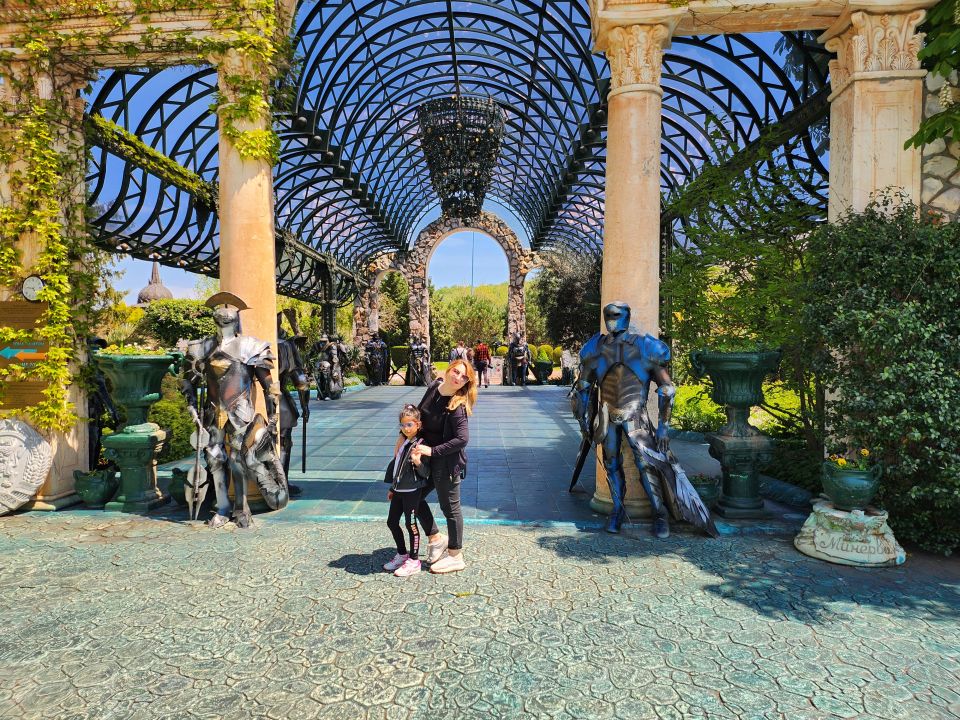 Castelul Ravadinovo - un loc de basm in inima Bulgariei - Farfuria cu ...