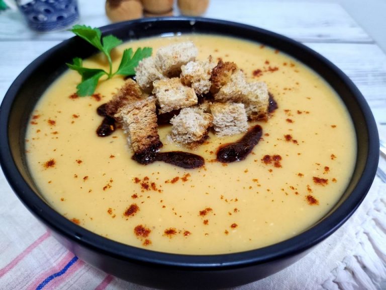 Supa crema de linte - Farfuria cu Gust - Retete culinare din intreaga lume