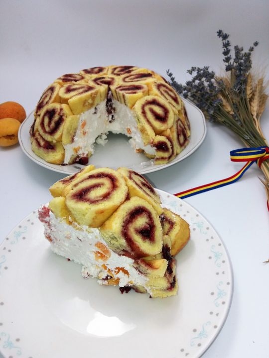 Tort Cupola Regala - Farfuria cu Gust - Retete culinare din intreaga lume