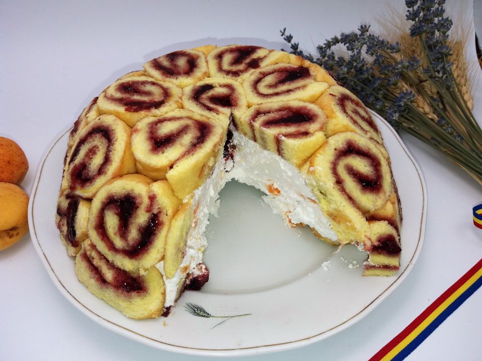 Tort Cupola Regala - Farfuria cu Gust - Retete culinare din intreaga lume