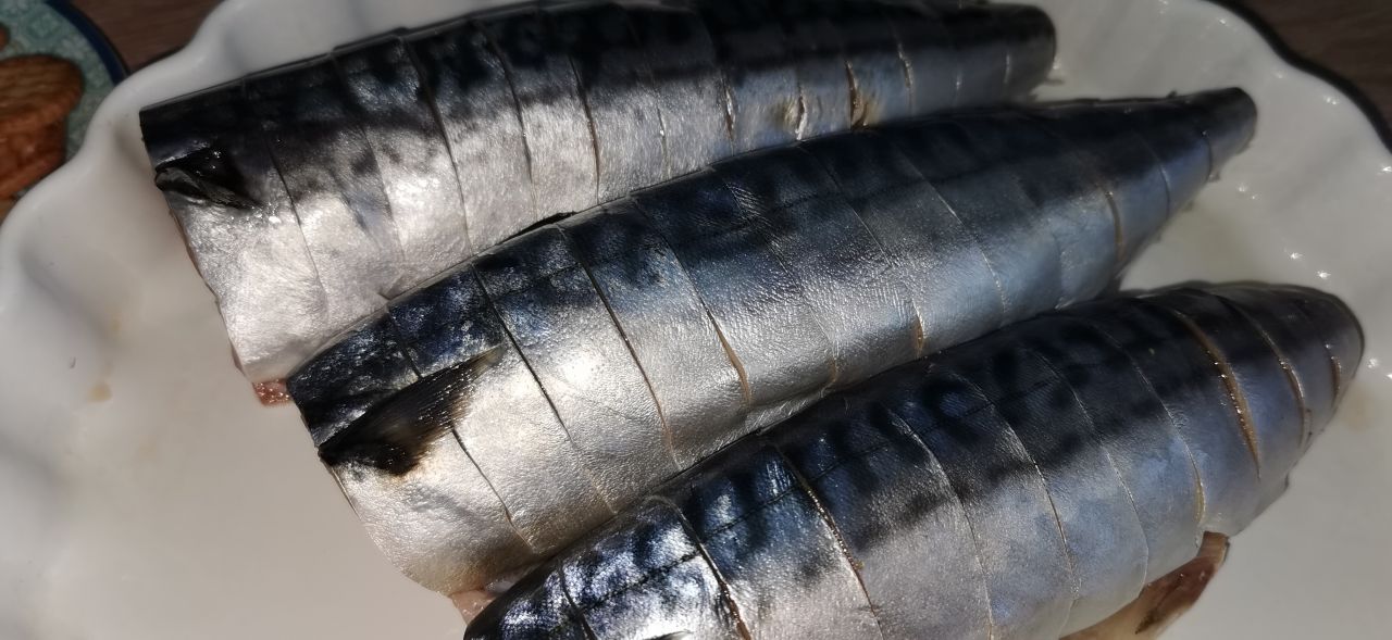 Macrou la cuptor cu sos de mustar - Farfuria cu Gust - Retete culinare ...