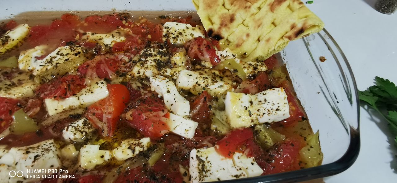 Bouyoudi - mancare greceasca cu branza feta - Farfuria cu Gust - Retete ...