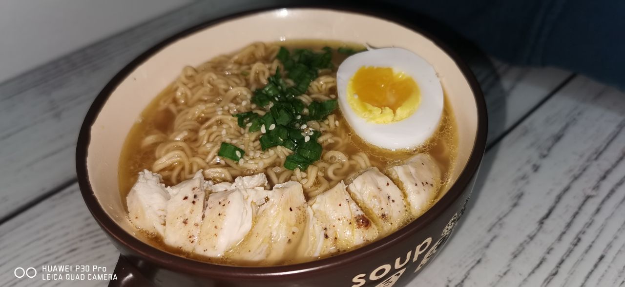 Supa Ramen - Farfuria cu Gust - Retete culinare din intreaga lume