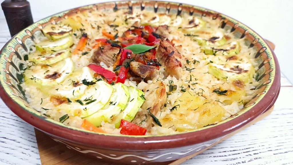 Orez cu legume si carne de porc - Farfuria cu Gust - Retete culinare ...