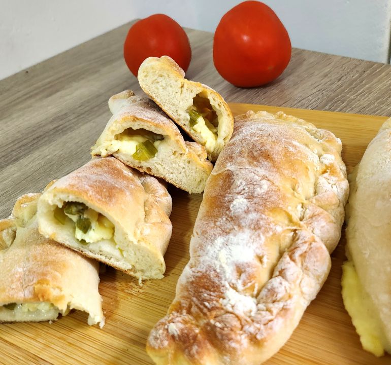Cocoace cu branza la cuptor - Farfuria cu Gust - Retete culinare din ...