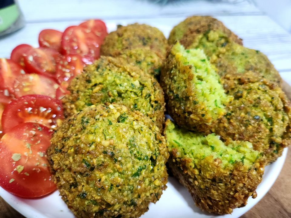 Falafel - Farfuria cu Gust - Retete culinare din intreaga lume