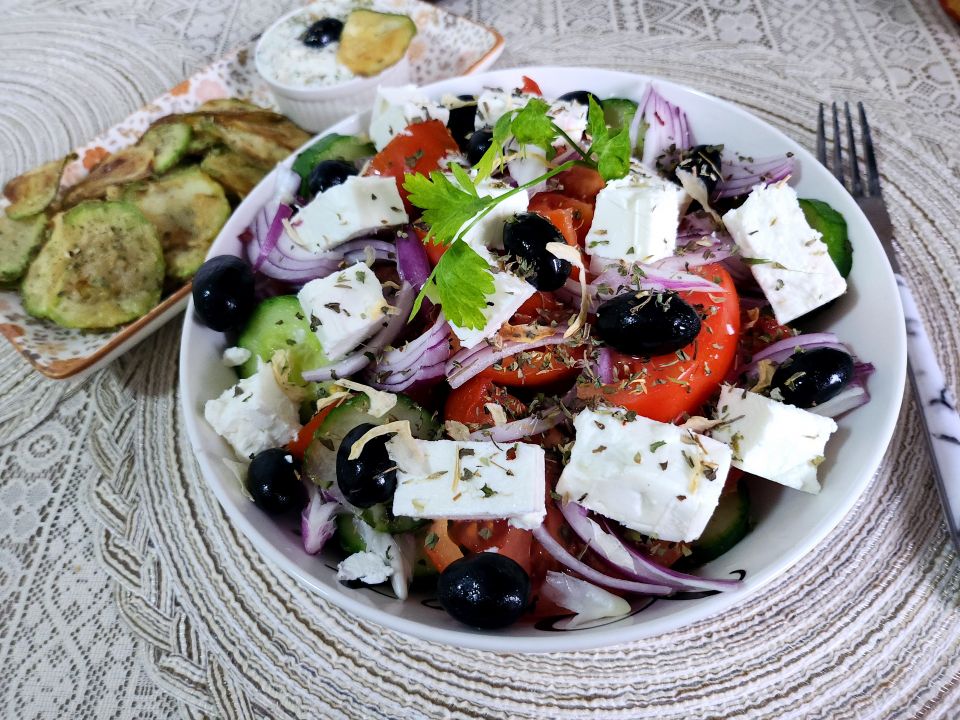 Dovlecei in stil grecesc - Farfuria cu Gust - Retete culinare din ...