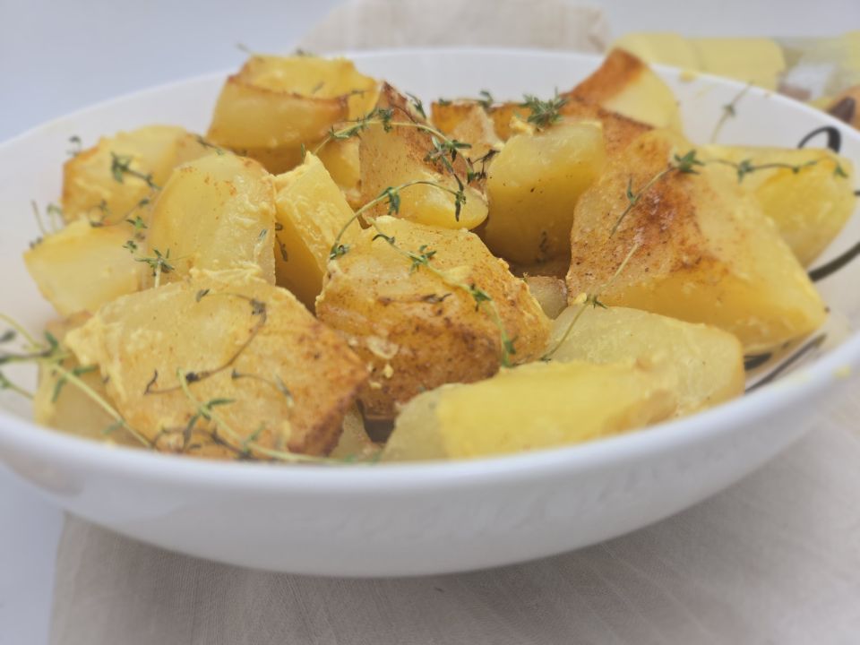 Cartofi copti cu mustar - Farfuria cu Gust - Retete culinare din ...